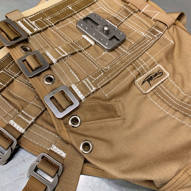 Stunt, flight harnesses and vests Tracers » Tracers